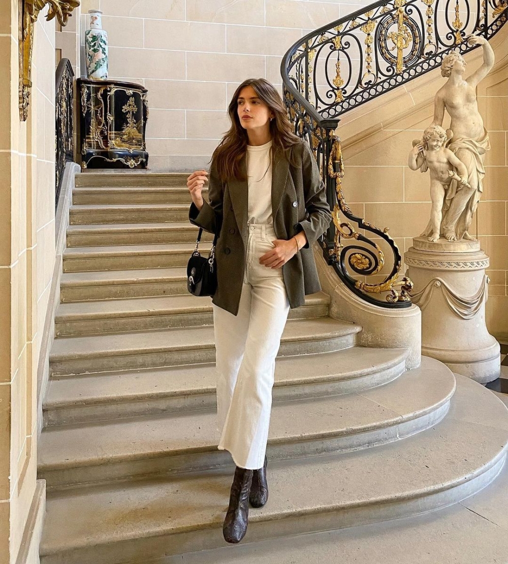 巴黎讀書、身兼學生與模特兒的Heloise Guillet，法式秋冬褲裝搭配為你捎來穿搭靈感