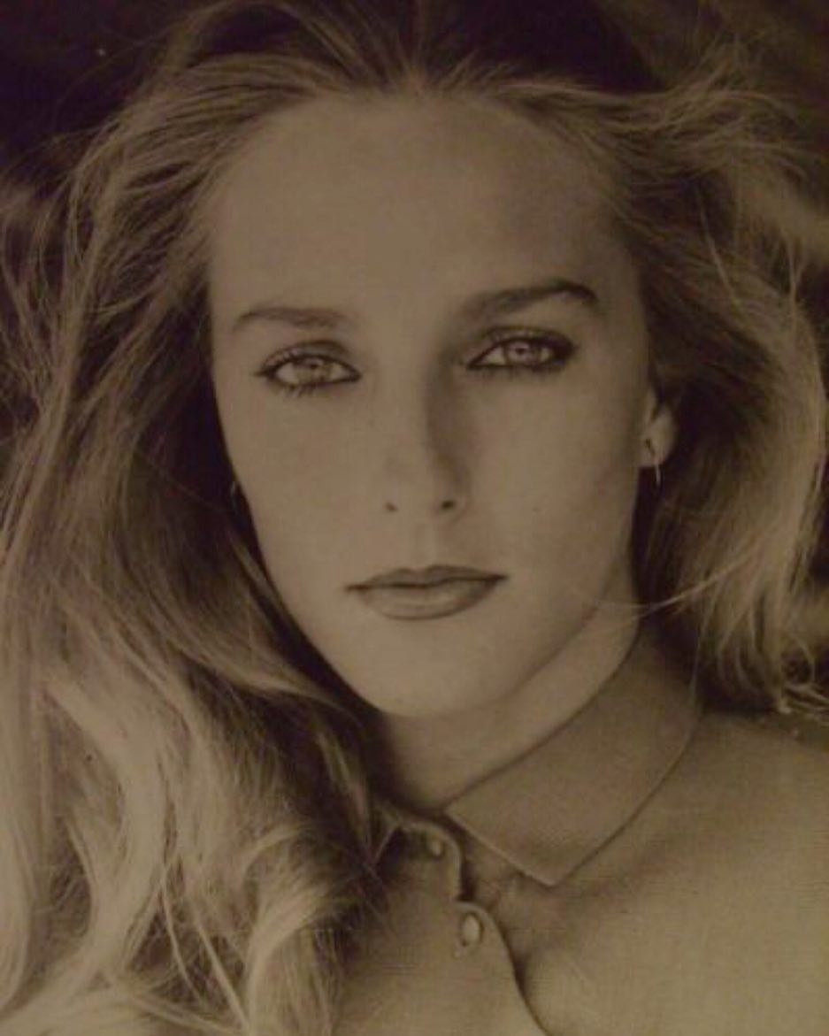 曾是奧運游泳隊隊長、深受Valentino與Gucci喜愛：65歲Elisabetta Dessy依舊美出新境界