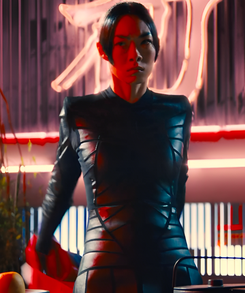 即將在《殺神John Wick 4》看見她：劍橋大學畢業、被稱下一位Lady Gaga的日裔英國歌手Rina Sawayama