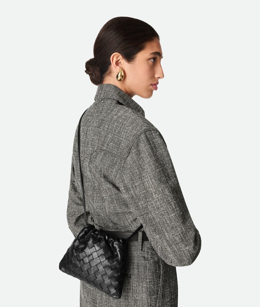 Bottega Veneta全新Small Dustbag：可愛束口設計！